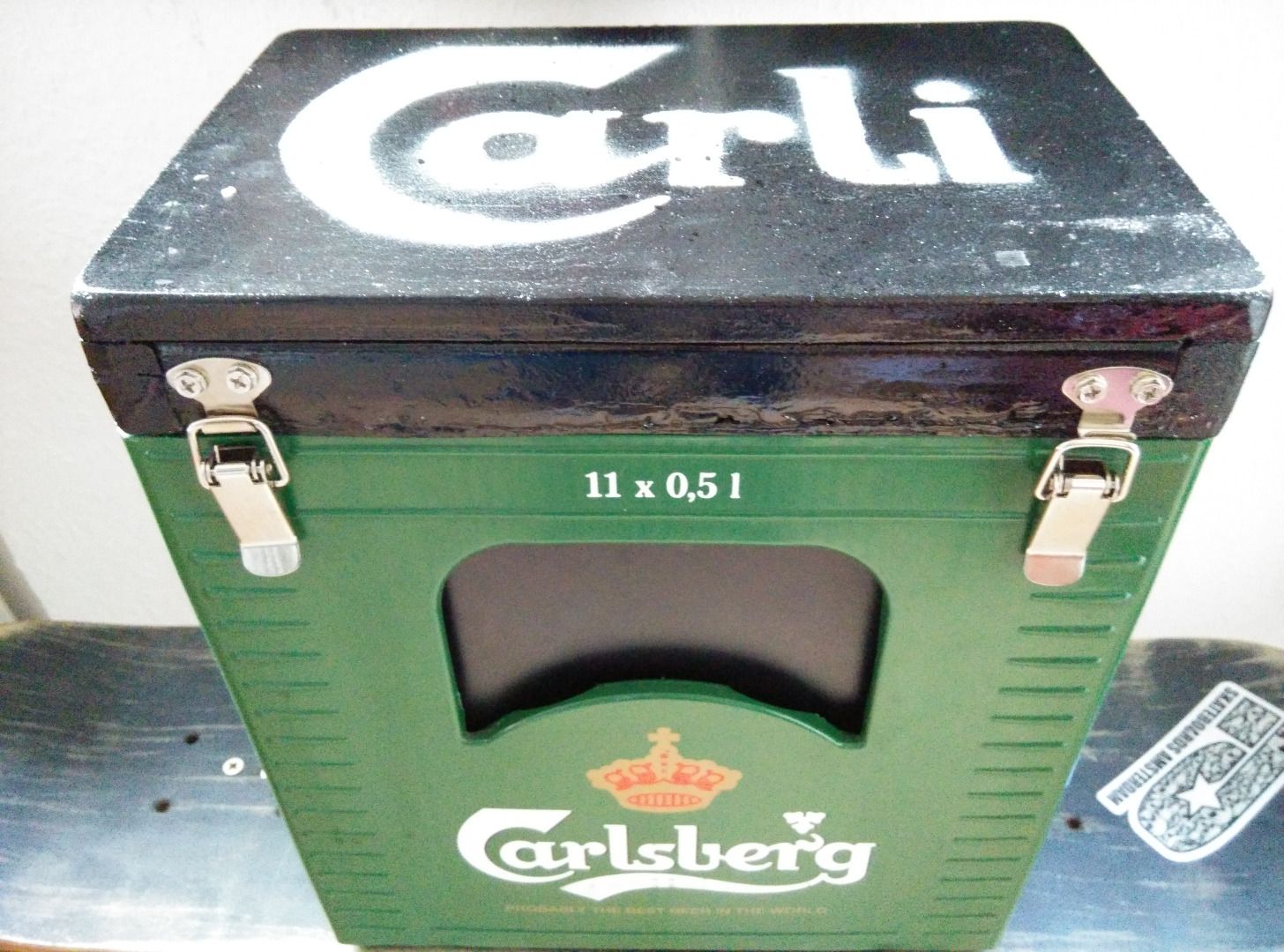 Beer Crate Boombox : 7 Steps (with Pictures) - Instructables