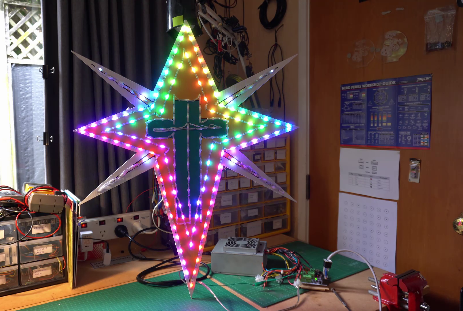 Corflute WS2812 Seed Pixel Star : 7 Steps (with Pictures) - Instructables