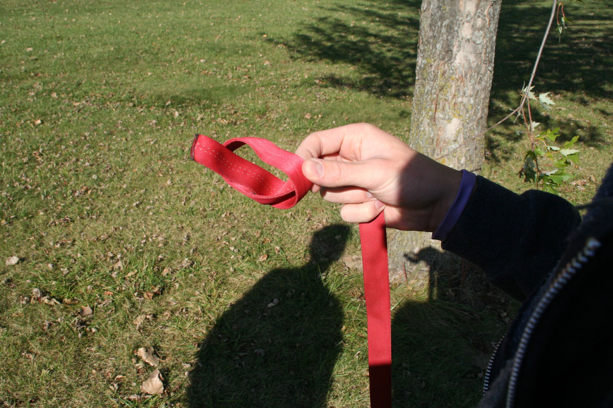 How to Set Up a Slackline : 10 Steps (with Pictures) - Instructables