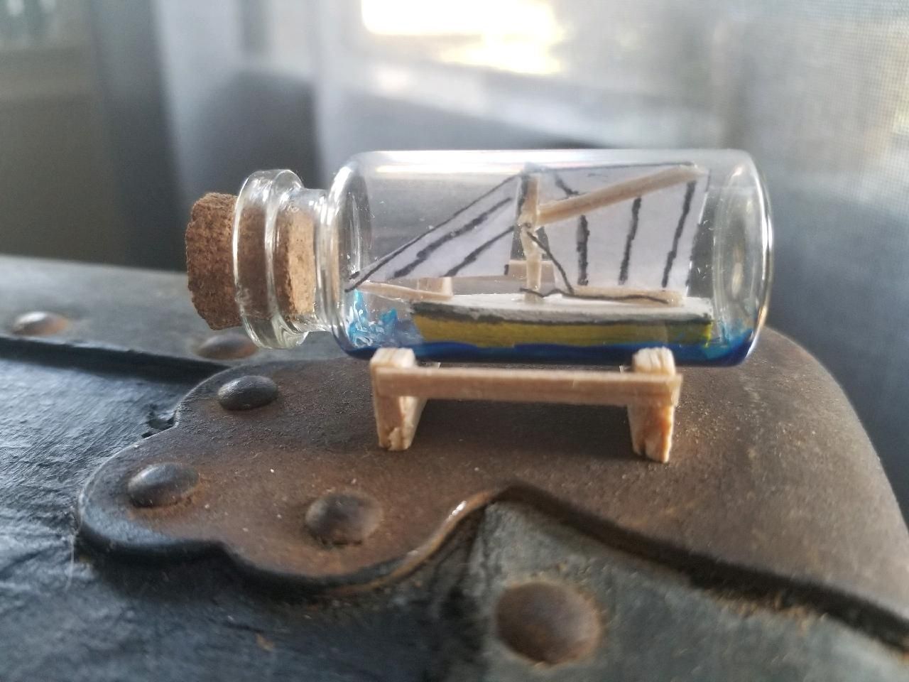 Mini Ship in a Bottle : 7 Steps - Instructables