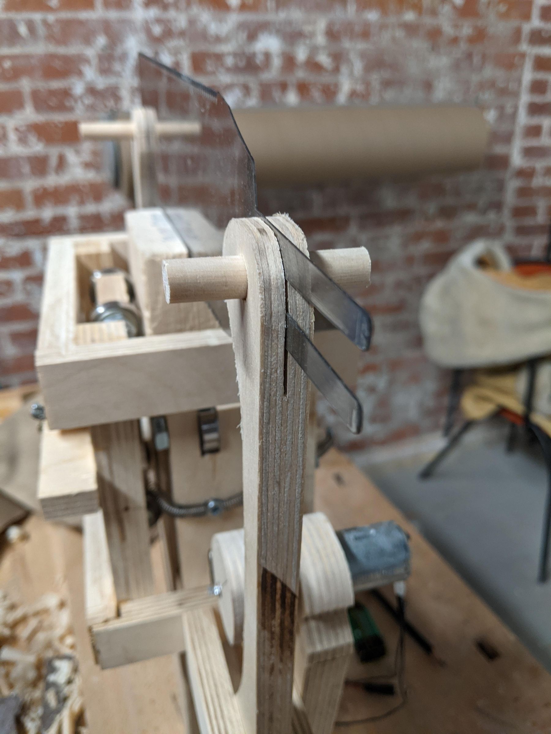 Ryoba Saw Robot : 6 Steps - Instructables