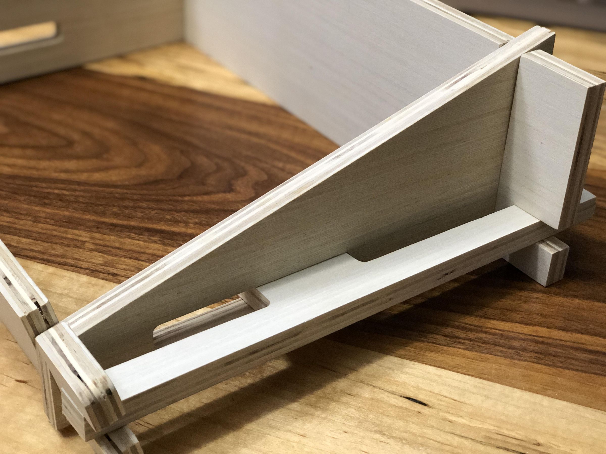 Flatpack Laptop Stand : 6 Steps (with Pictures) - Instructables