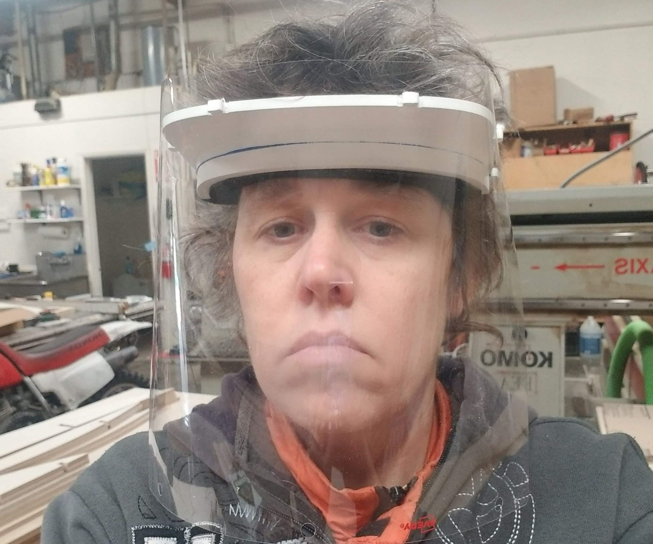 Face Shield for Medical Personnel : 4 Steps (with Pictures) - Instructables