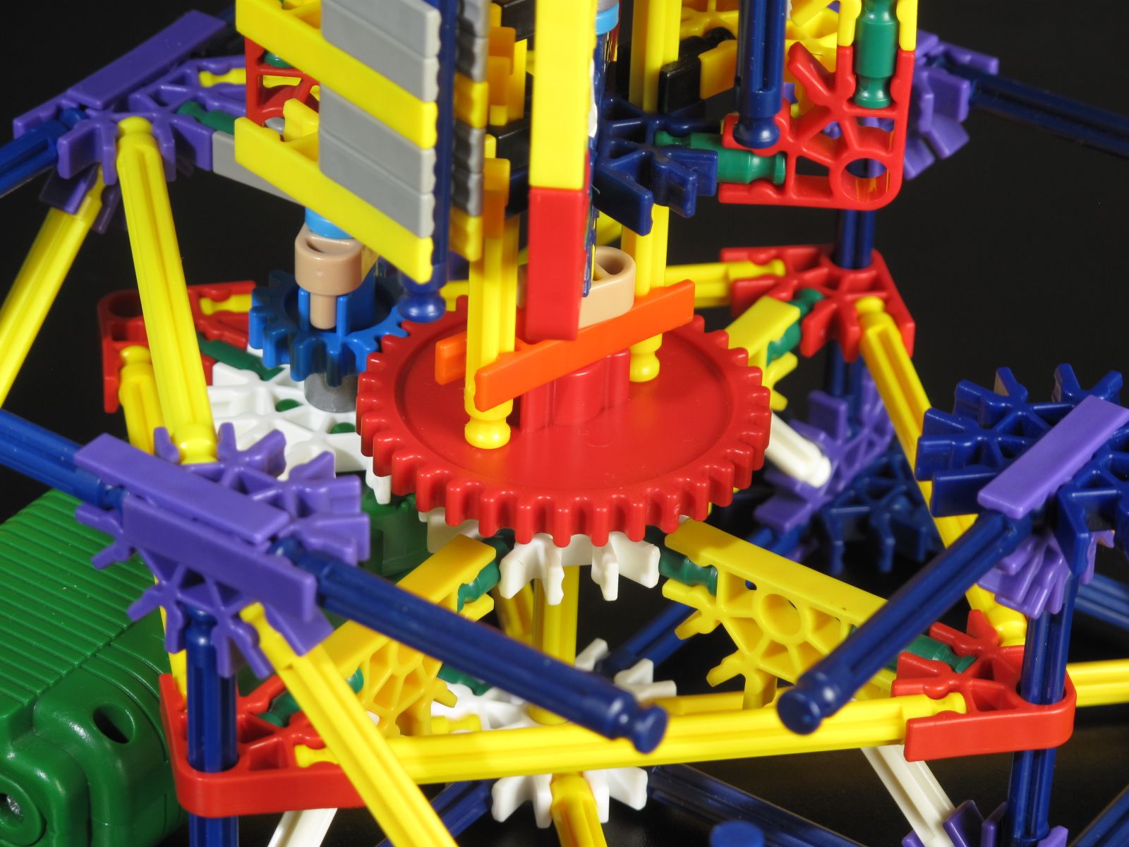 Knex Inverted Helix Lift V2 : 12 Steps - Instructables