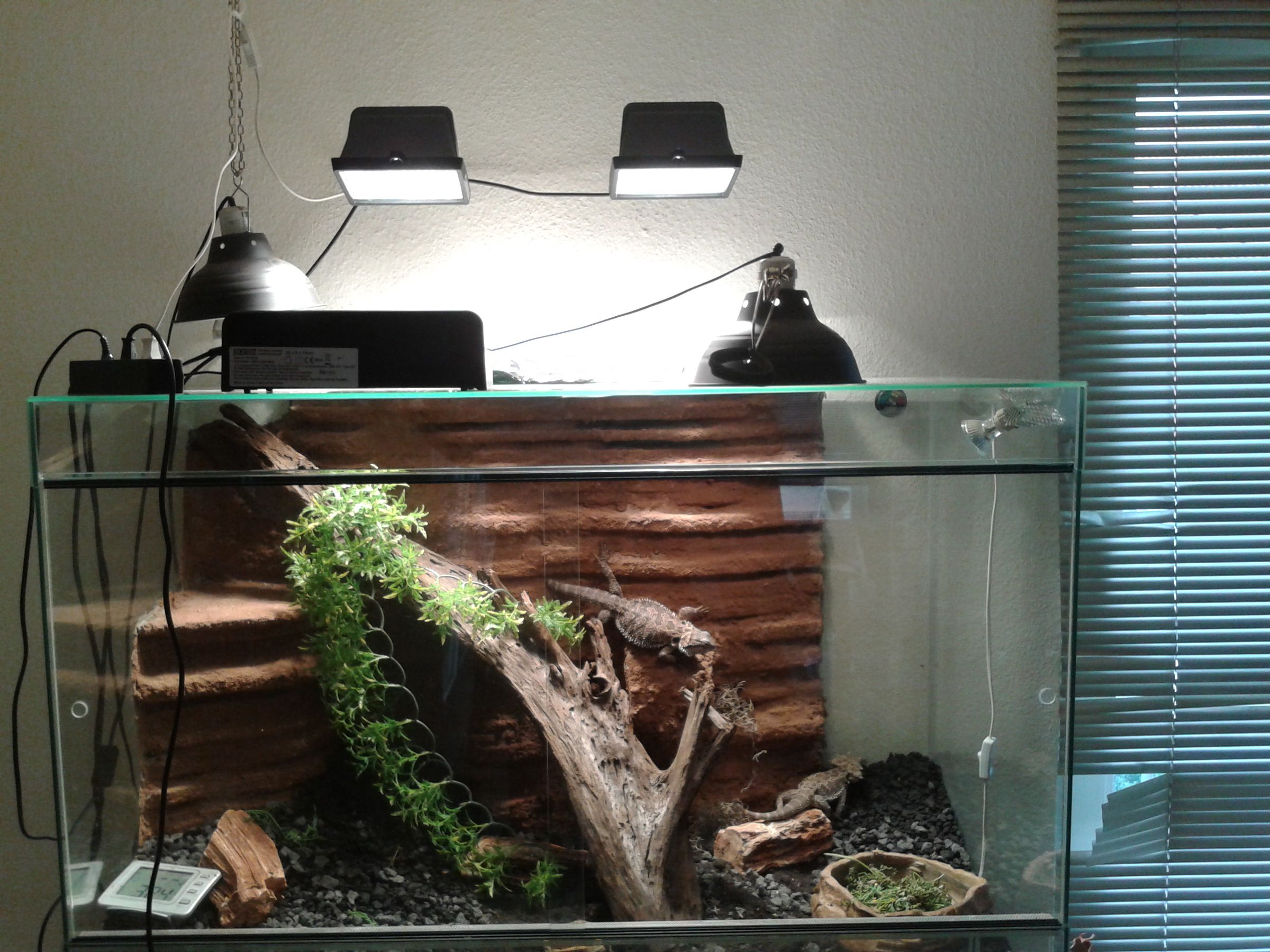 Arduino LCD Thermometer / Temperature Control With TMP36GZ Temp Sensor ...