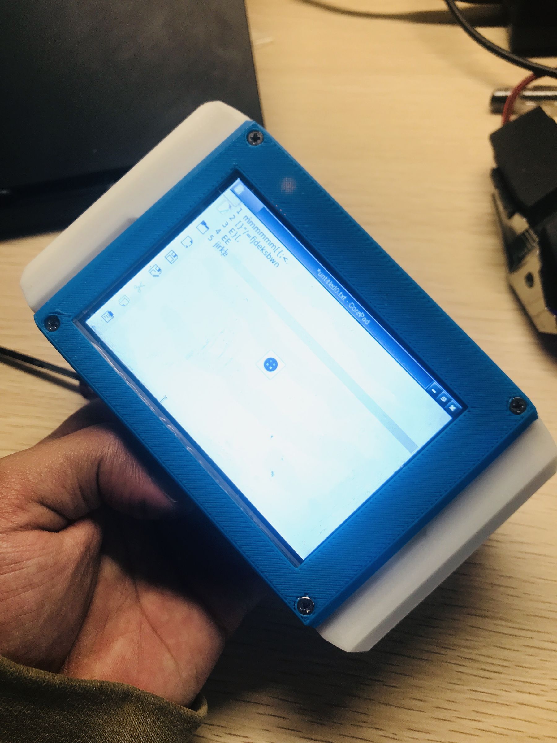 MutantC_v2 - an Easy to Build Raspberry Pi Handheld/UMPC : 8 Steps (with Pictures) - Instructables