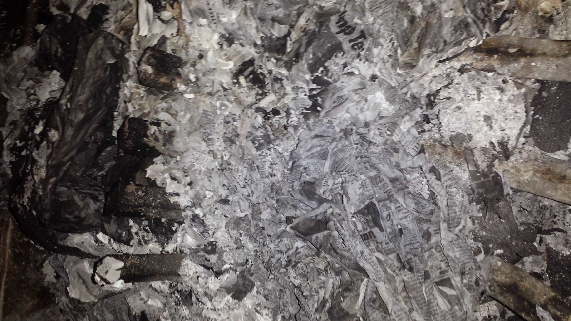 Burnt Corpse / Burning Embers Halloween Prop : 7 Steps - Instructables