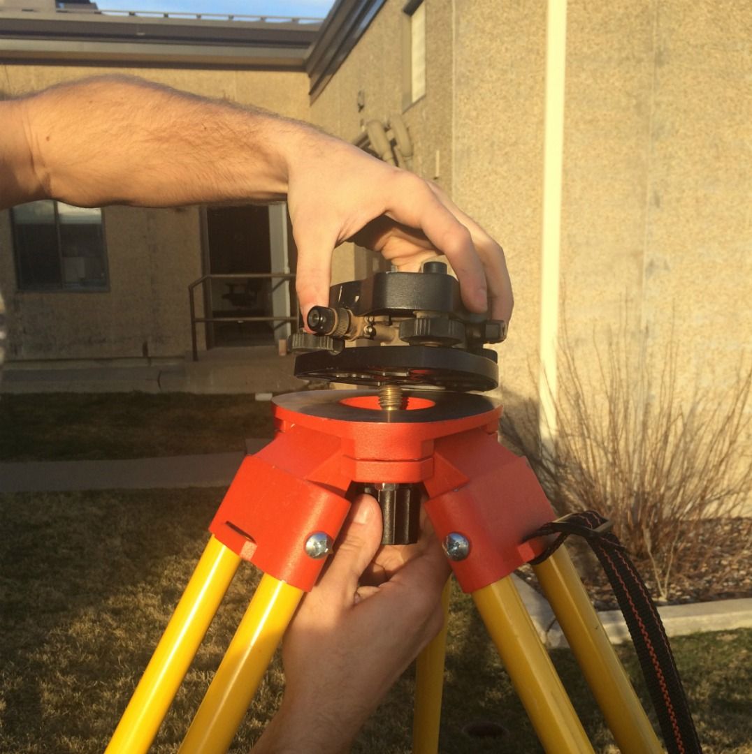 How to Set-Up a Total Station to Conduct Surveying Operations : 10 ...