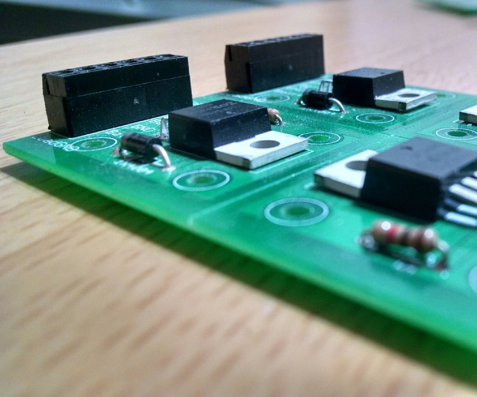 Arduino/Microcontroller MOSFET : 3 Steps - Instructables