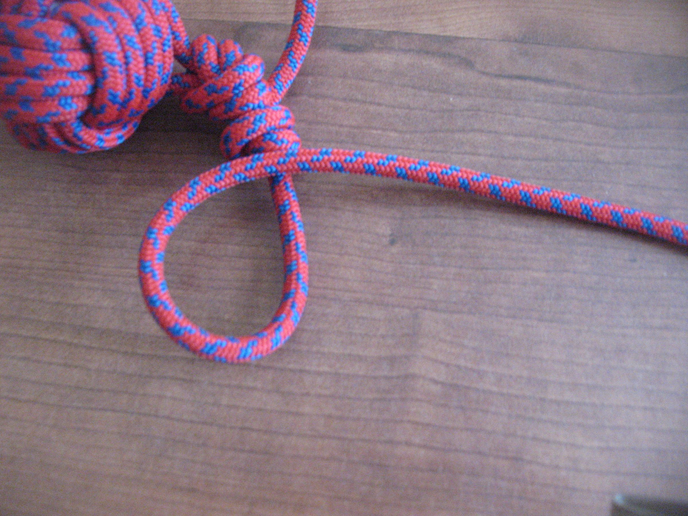 Practice Meteor Hammer/Rope Dart. : 5 Steps - Instructables