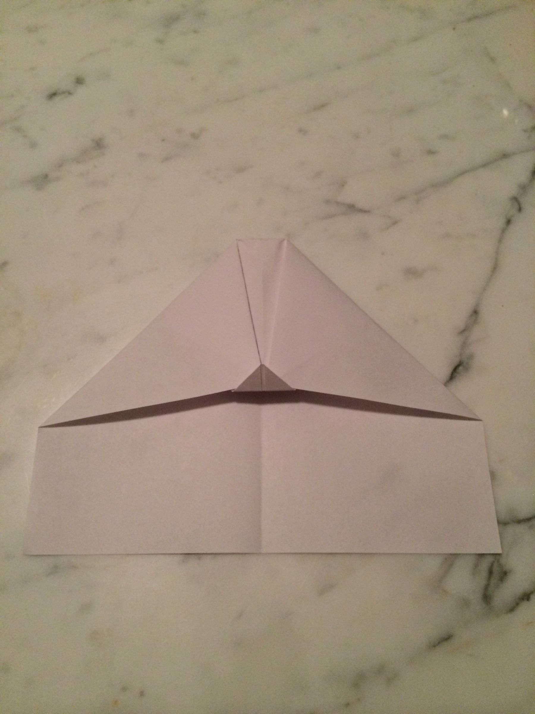 How to Make the Perfect Paper Airplane : 8 Steps - Instructables