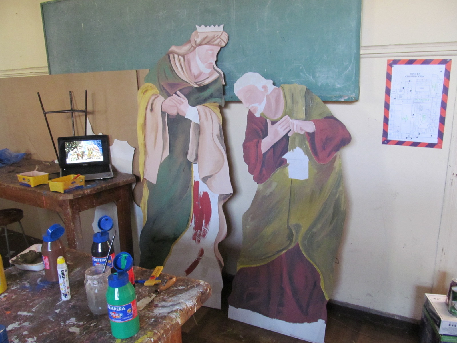 Making the School Nativity Scene : 7 Steps - Instructables