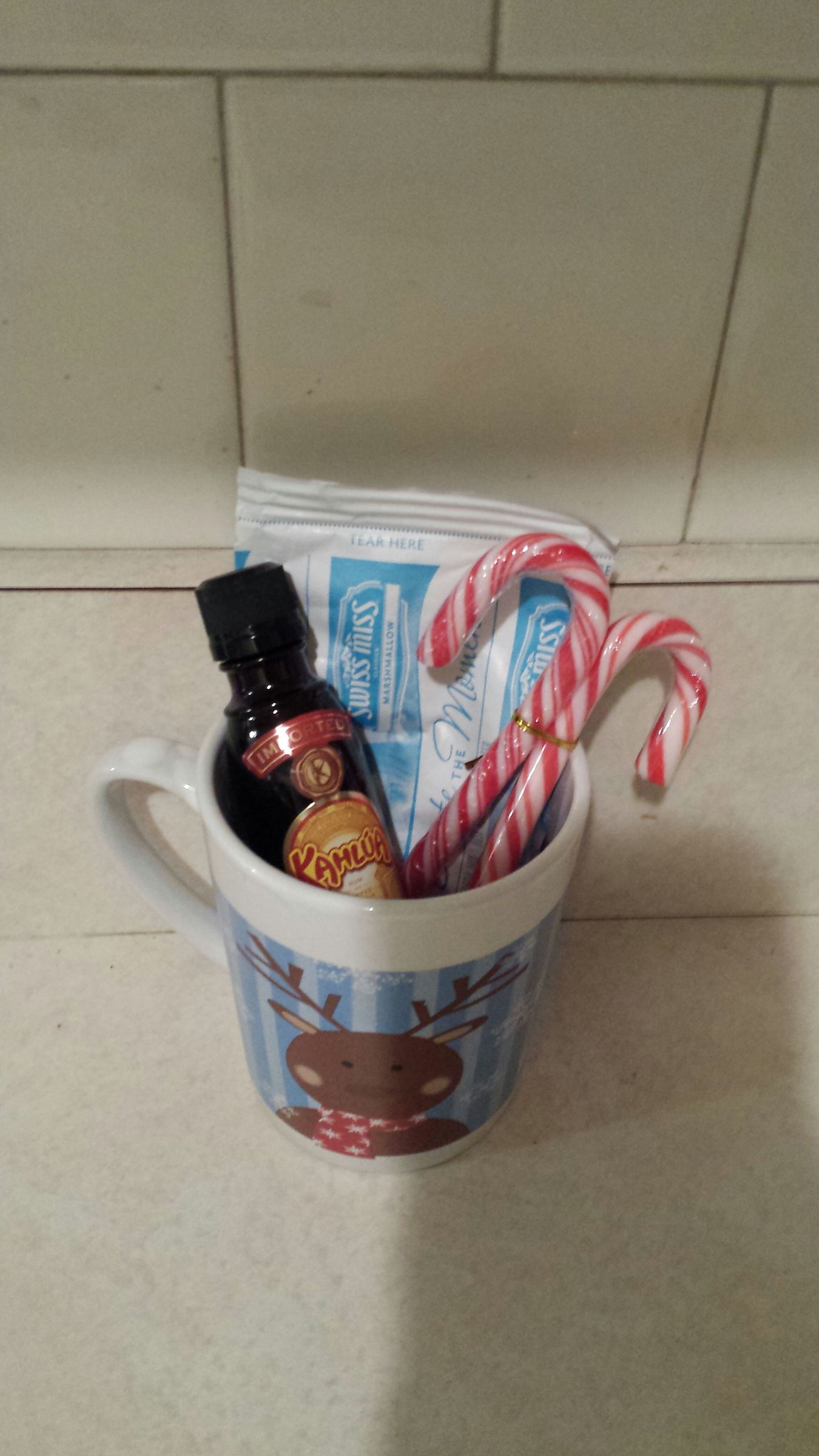 Easy Inexpensive Mug Gift : 4 Steps - Instructables