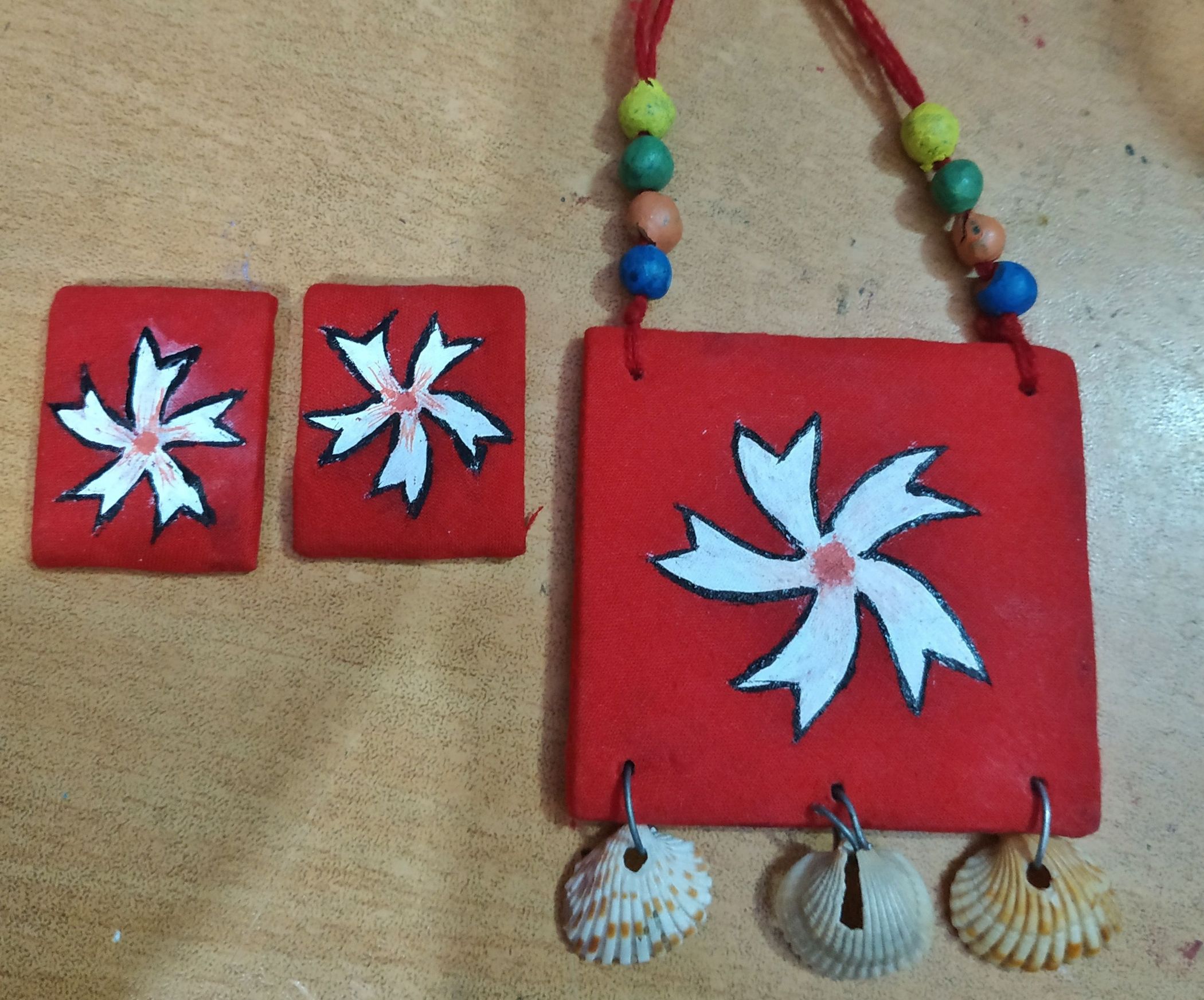 Simple Cardboard and Cloths Jewelry : 6 Steps - Instructables