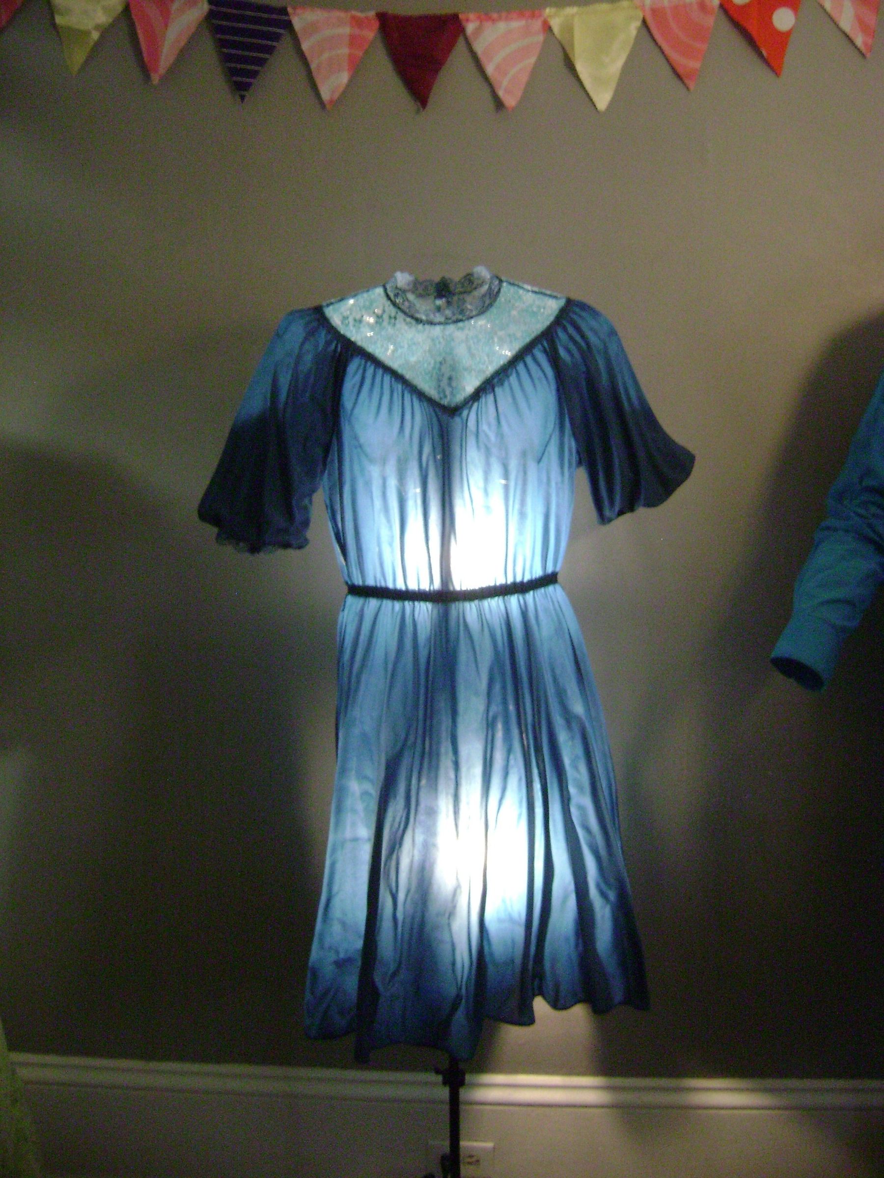 Vintage Clothing Lamps : 5 Steps (with Pictures) - Instructables