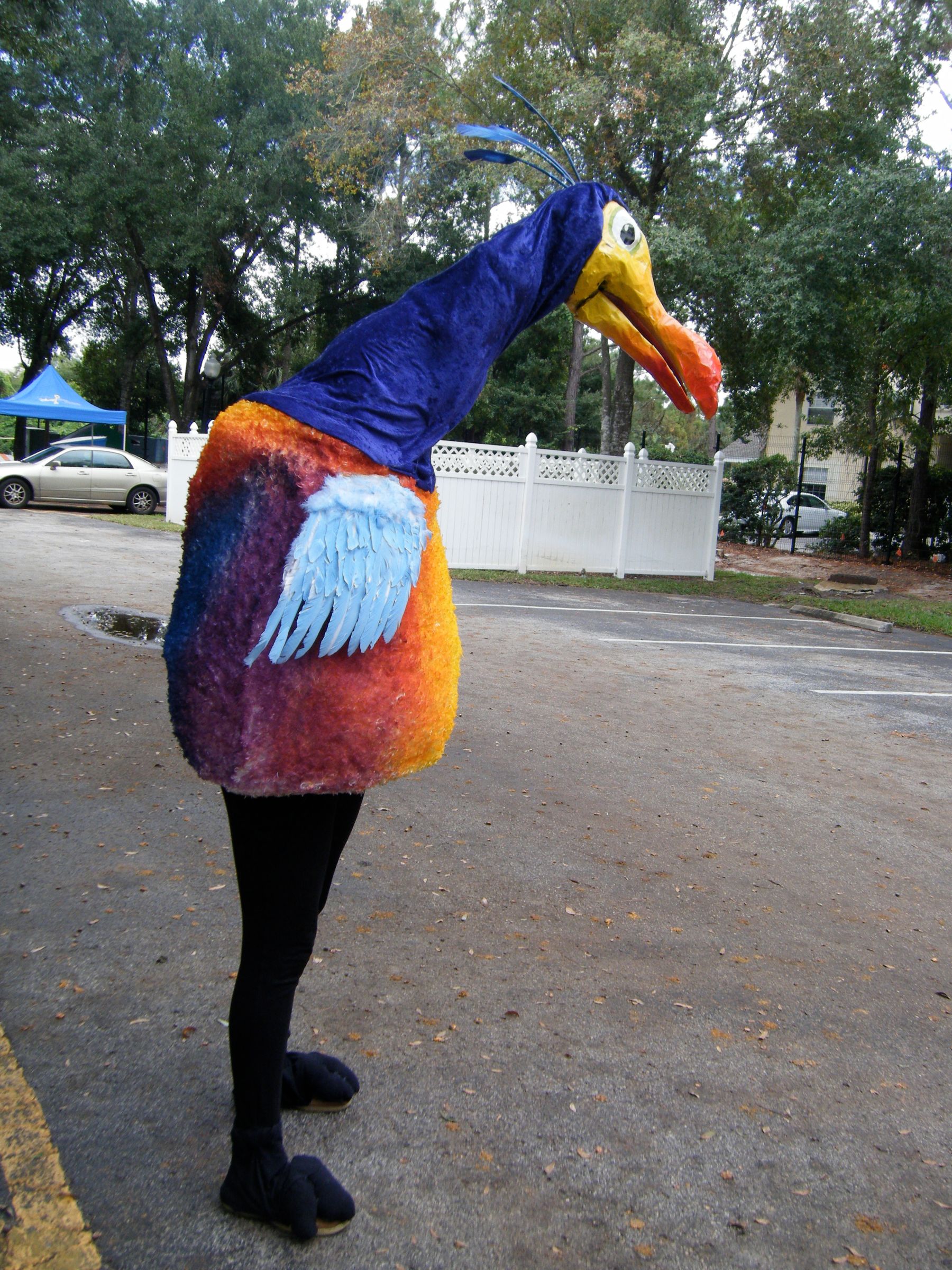 How to Create a Kevin Costume (The Bird From UP) : 8 Steps (with ...