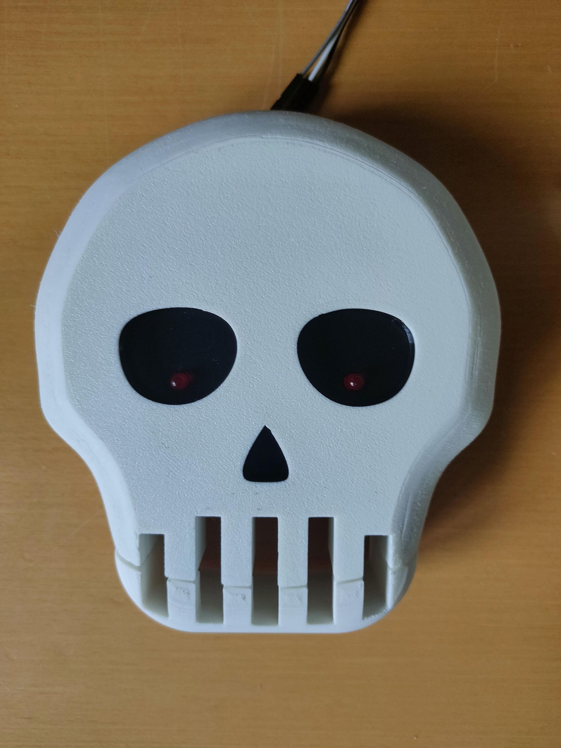 3D Printed, Motion-Activated, Actuated Skull Halloween Decoration : 8 ...