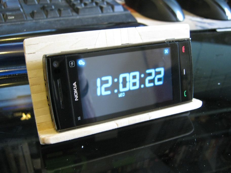 Phone Stand : 5 Steps - Instructables