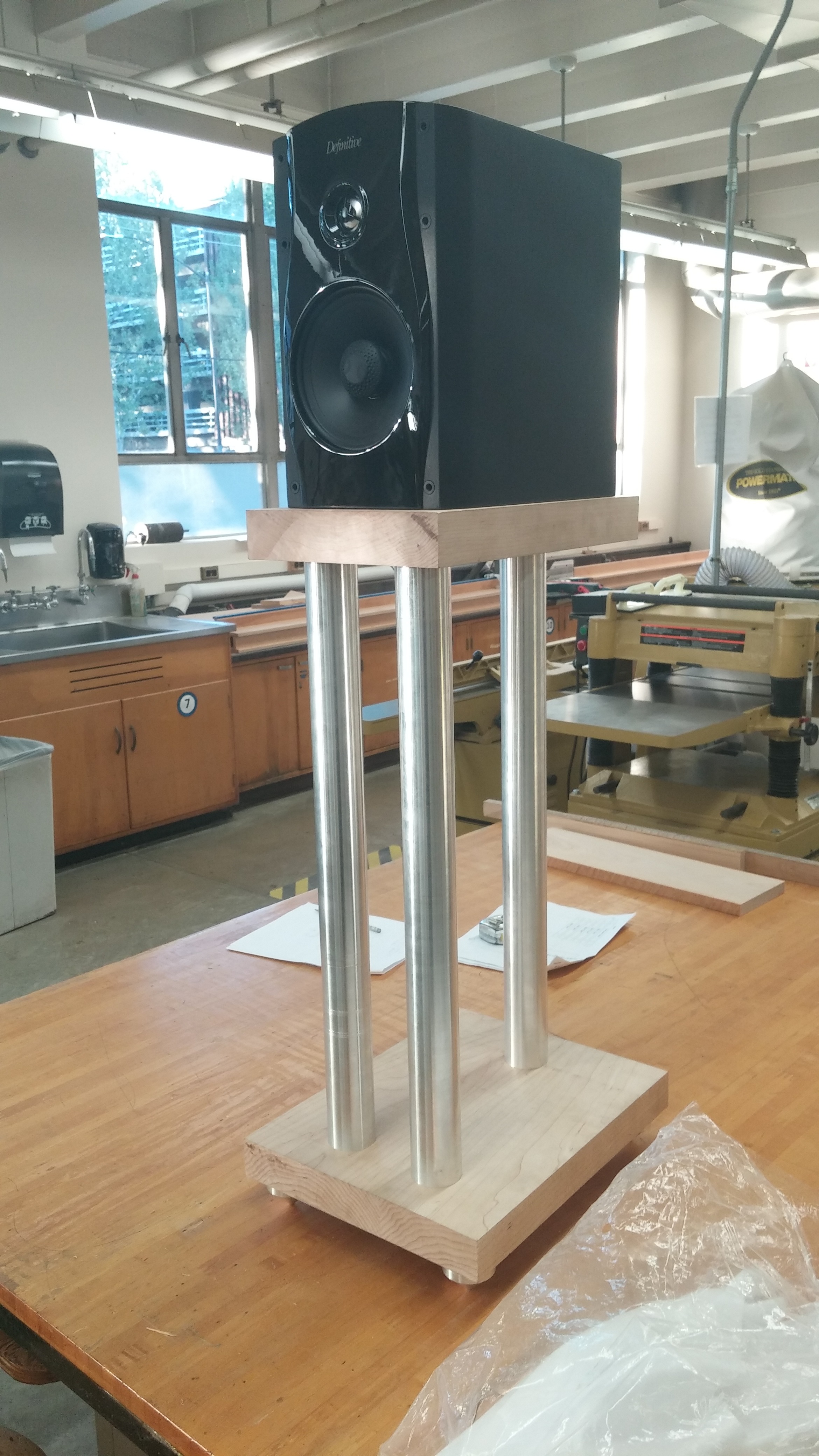 Modern Speaker Stands : 8 Steps (with Pictures) - Instructables