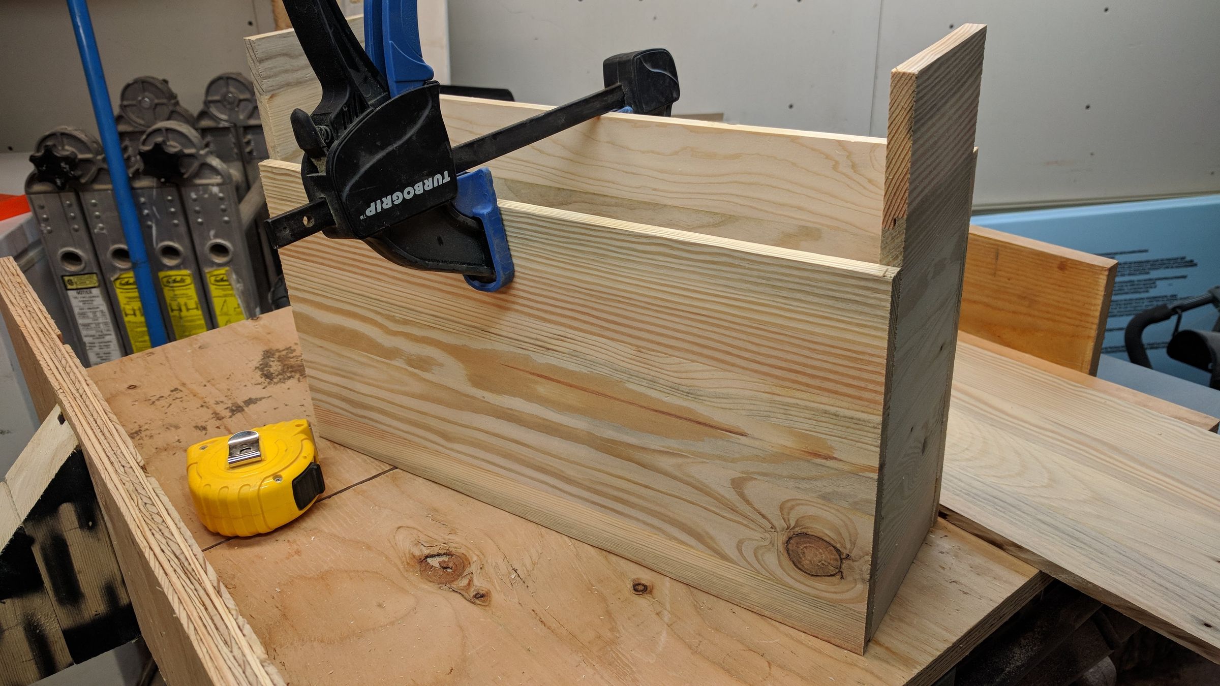 Pallet Wood Mailbox : 8 Steps (with Pictures) - Instructables