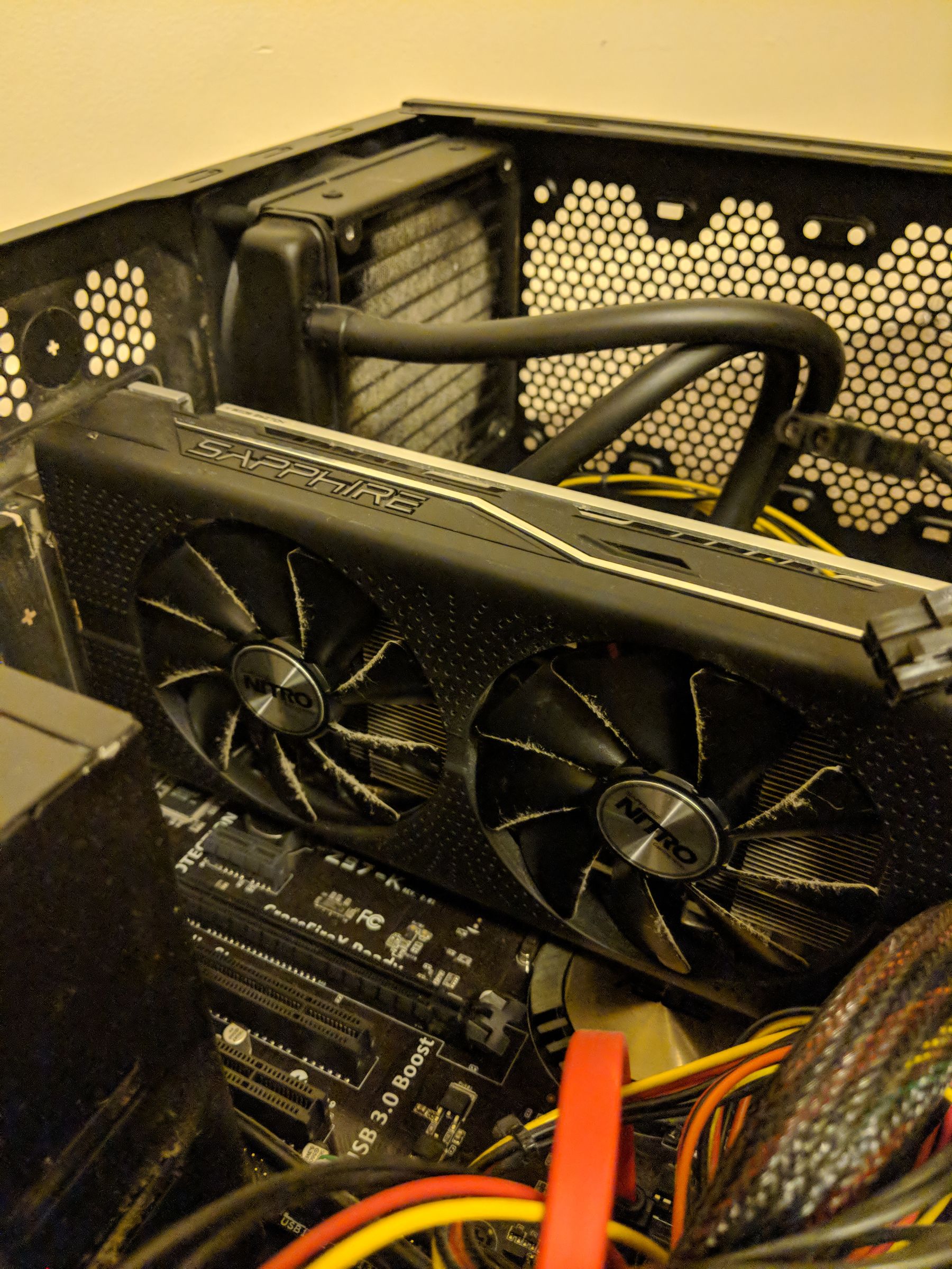 How to Clean and Dust Your PC : 5 Steps - Instructables