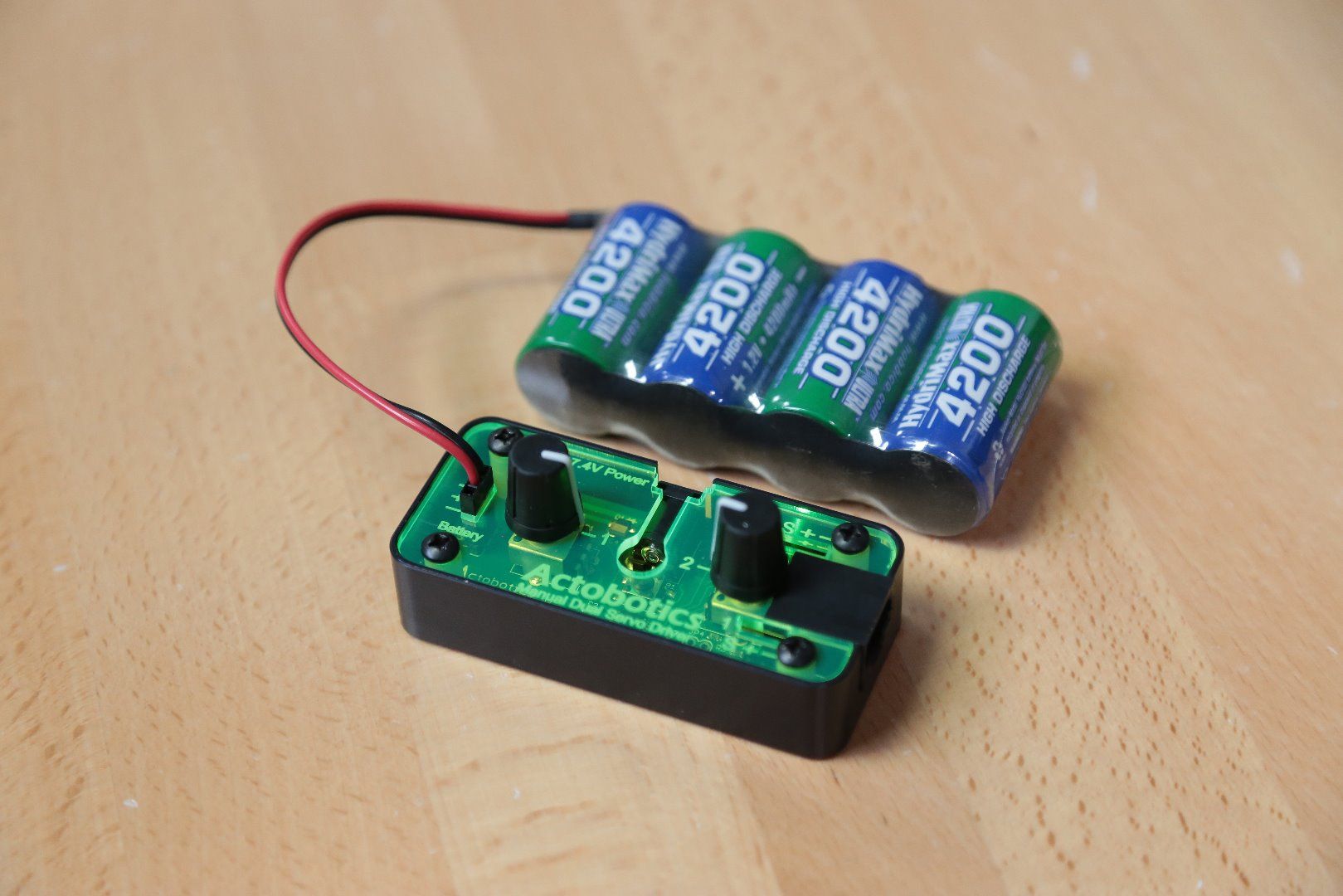 How to Use the Actobotics Servo Controller : 7 Steps - Instructables