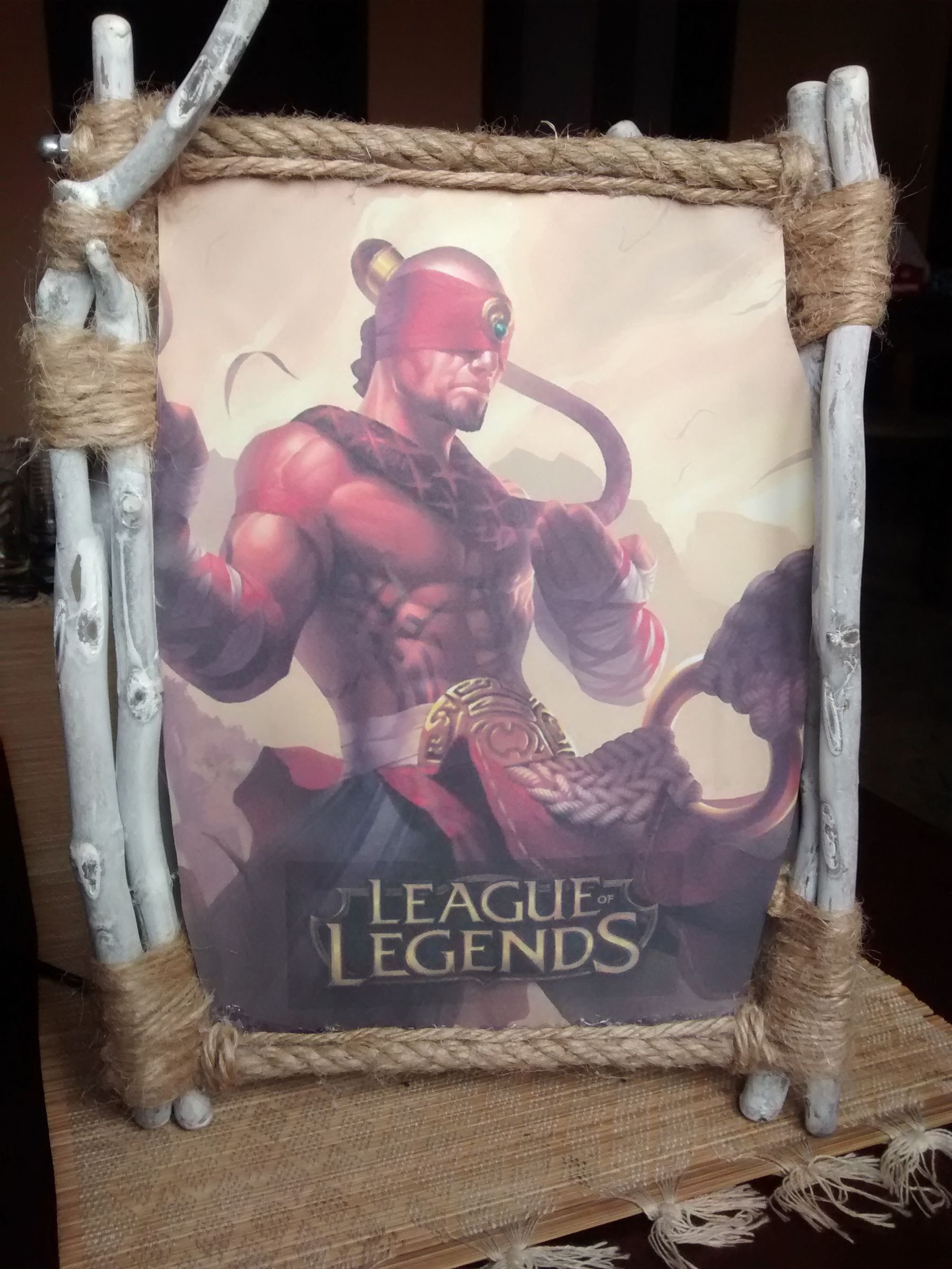 League of Legends Lamp - Instructables