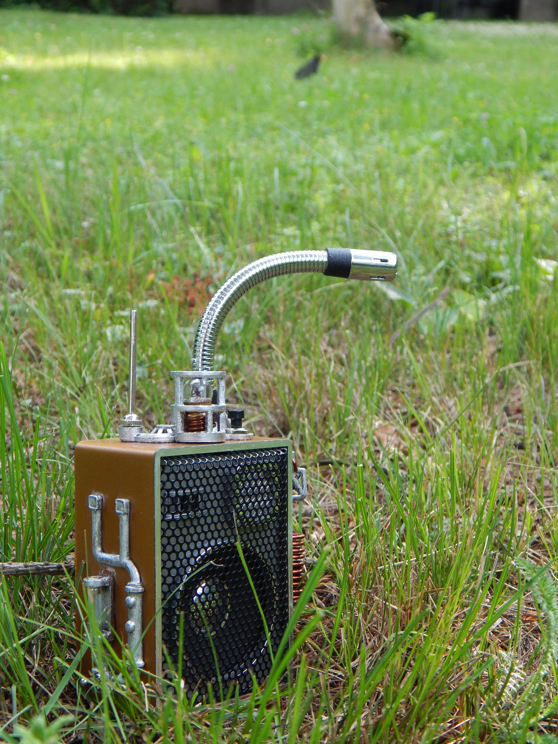 Voicetron - Voice Recording Toy : 40 Steps (with Pictures) - Instructables