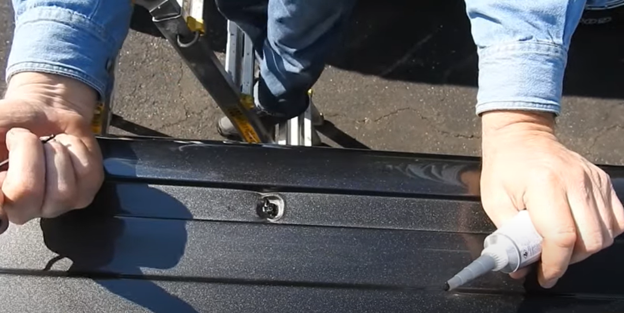 Ford Explorer Roof Rack Removal for the Flat Top Look Mad Max Sporty ...