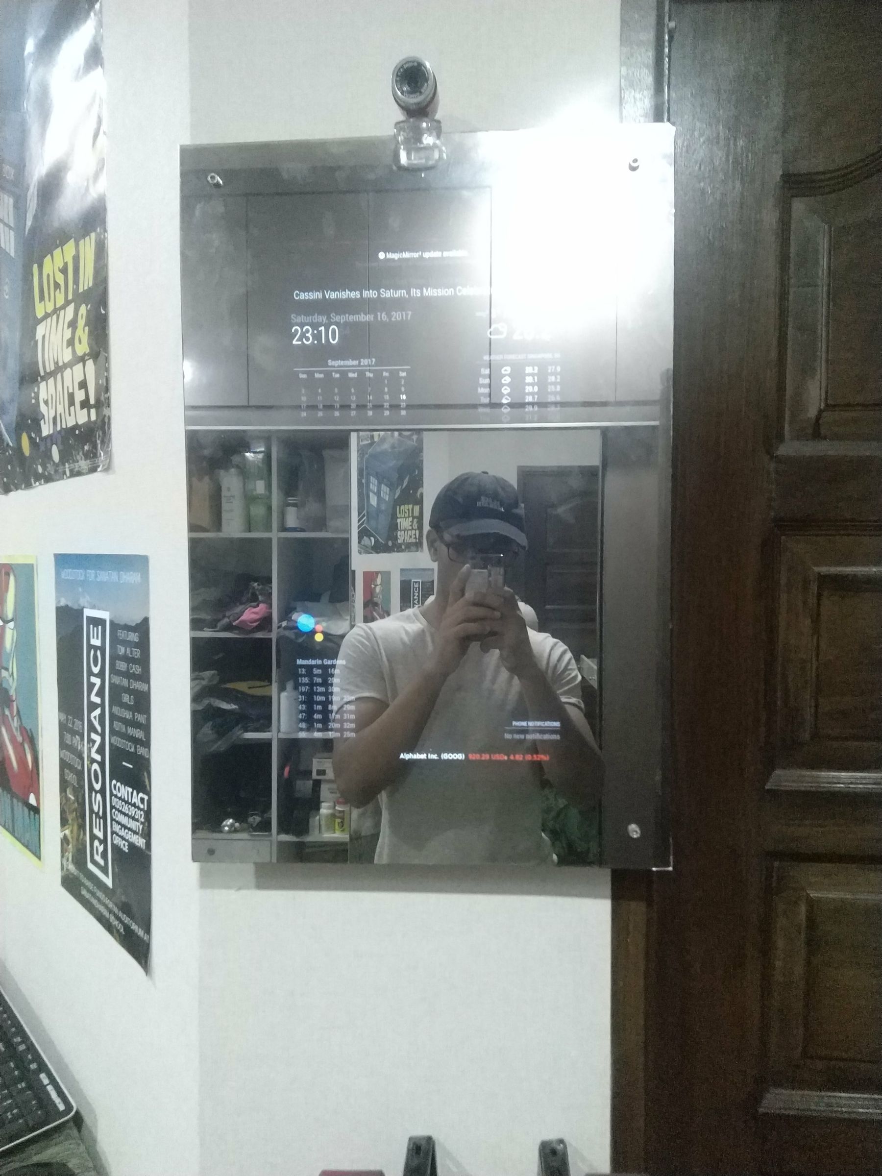 Floating Smart Magic Mirror From Old Laptop With Alexa Voice ...