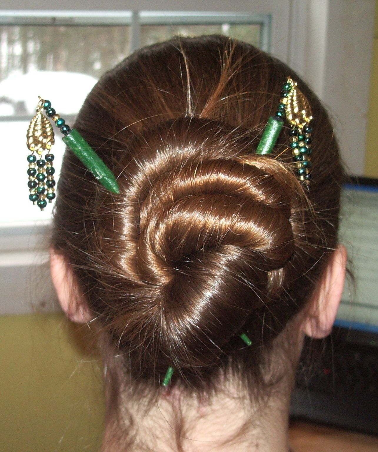 Hairstyles for Hair Sticks : 9 Steps (with Pictures) - Instructables