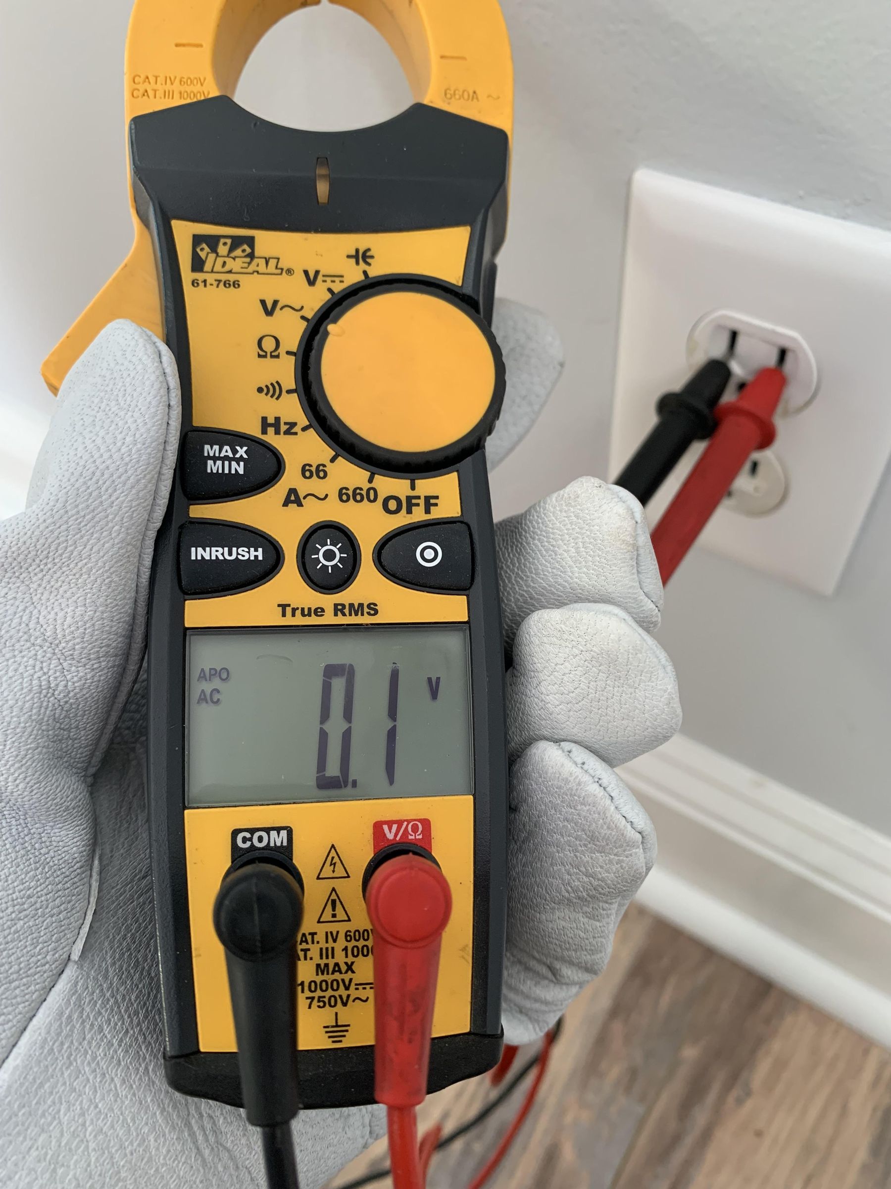 Taking a Voltage Measurement With an Ideal Voltmeter : 9 Steps ...