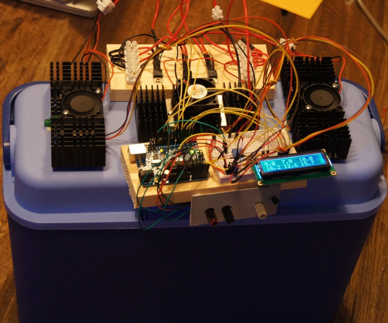Temperature Controlled Craft Beer Coolbox : 5 Steps (with Pictures ...