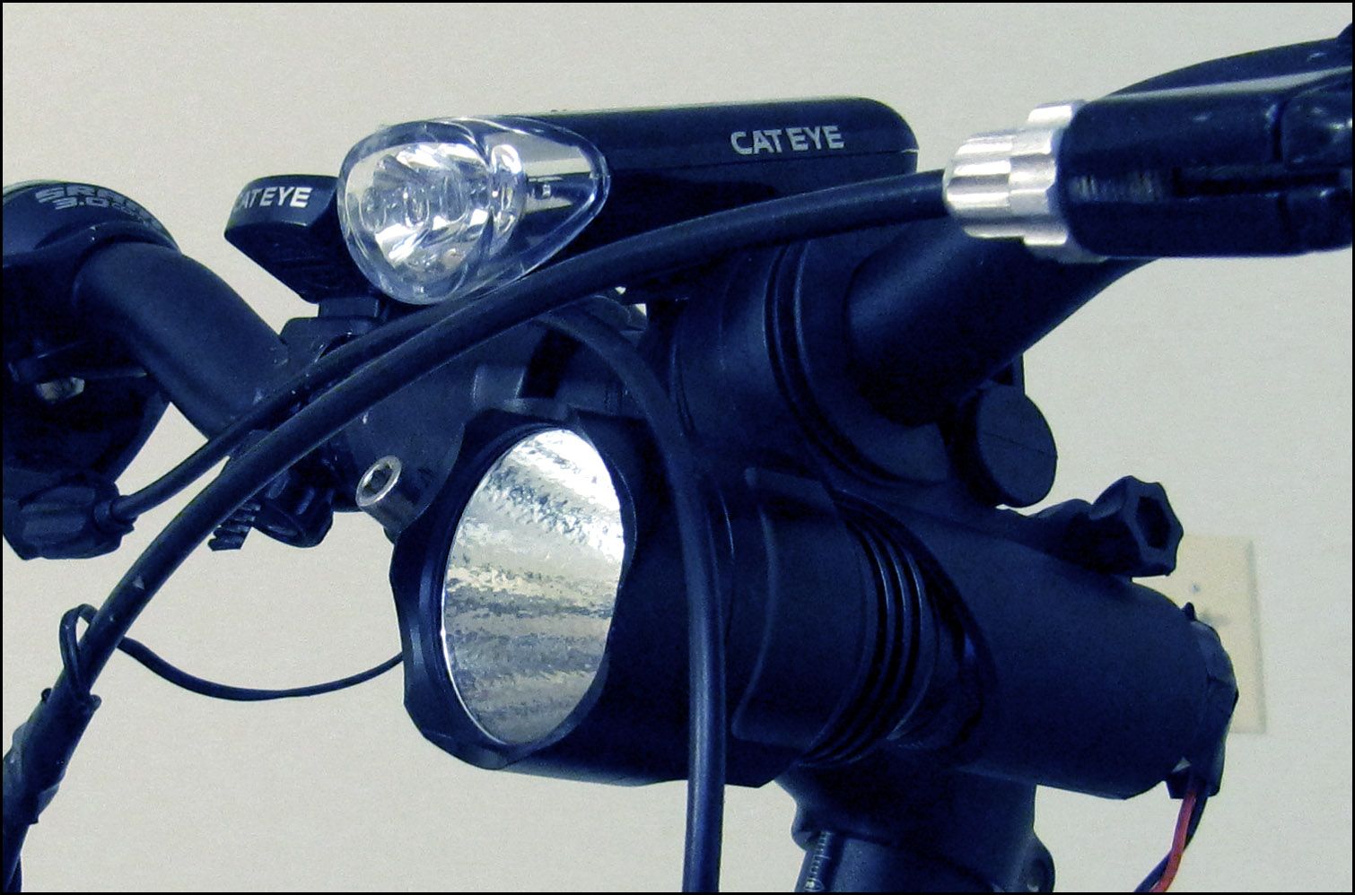 Voltage Regulated [5v] Bicycle Dynamo Light & USB Charger : 5 Steps ...