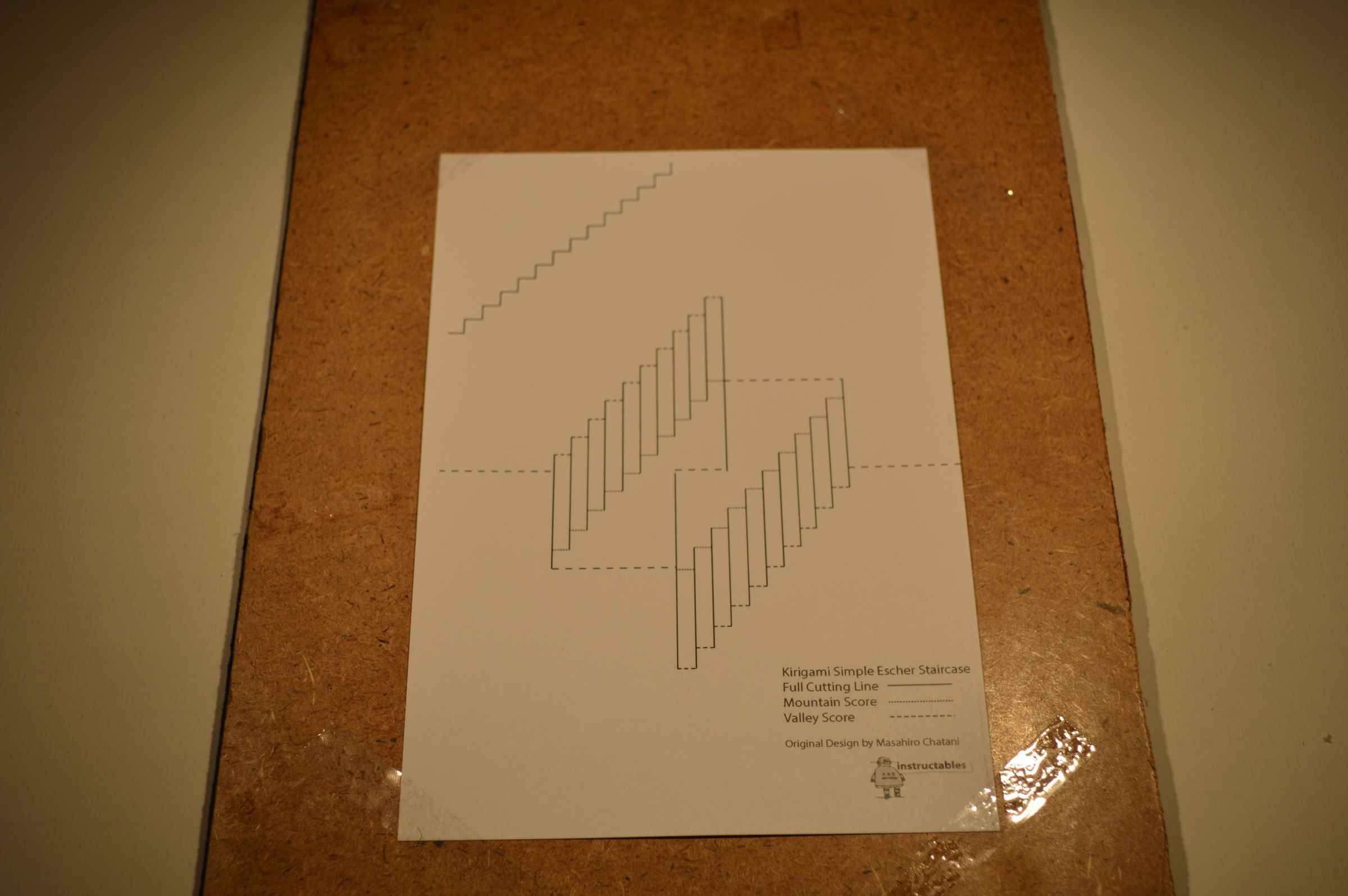 Kirigami Simple Escher Staircase : 8 Steps - Instructables