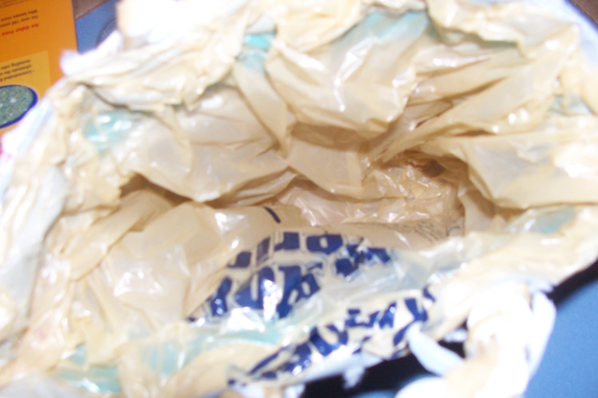 Woven Plastic Bag Bag : 10 Steps (with Pictures) - Instructables