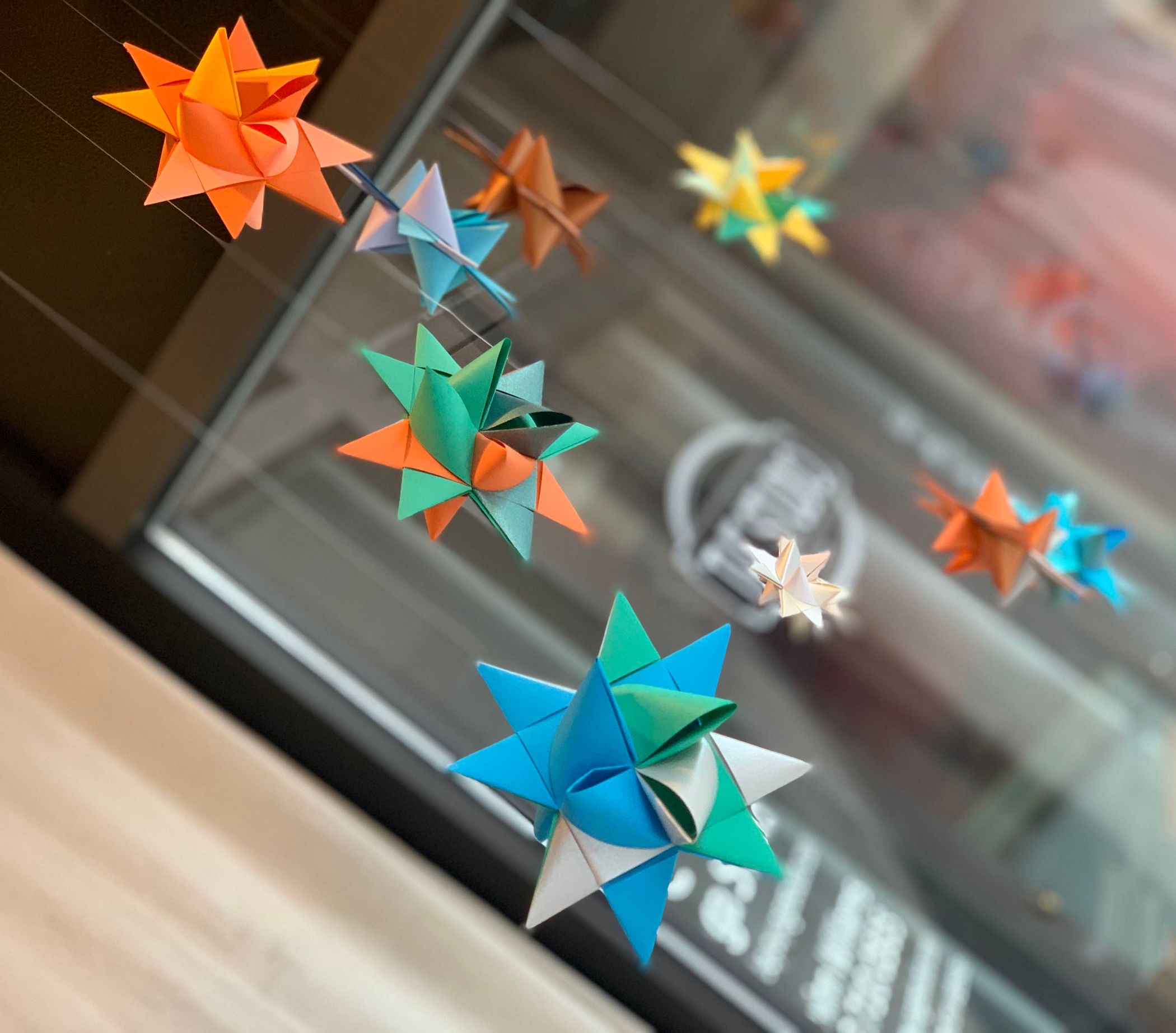 Paper Origami Moravian Star - Aka Fold Paper a Billion Times : 4 Steps ...