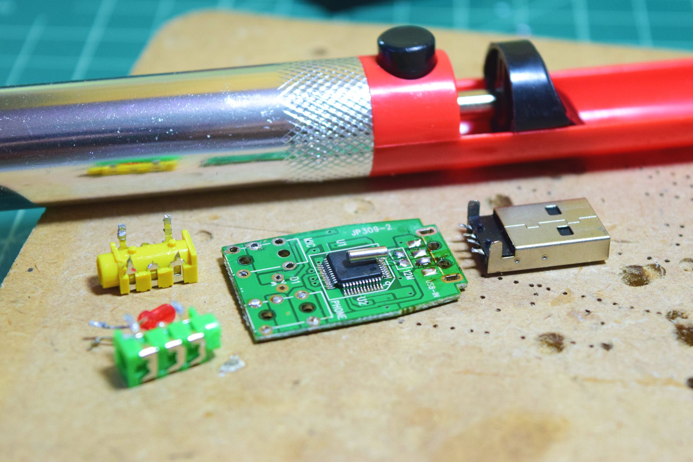 Altoids USB Condenser Microphone : 21 Steps (with Pictures) - Instructables