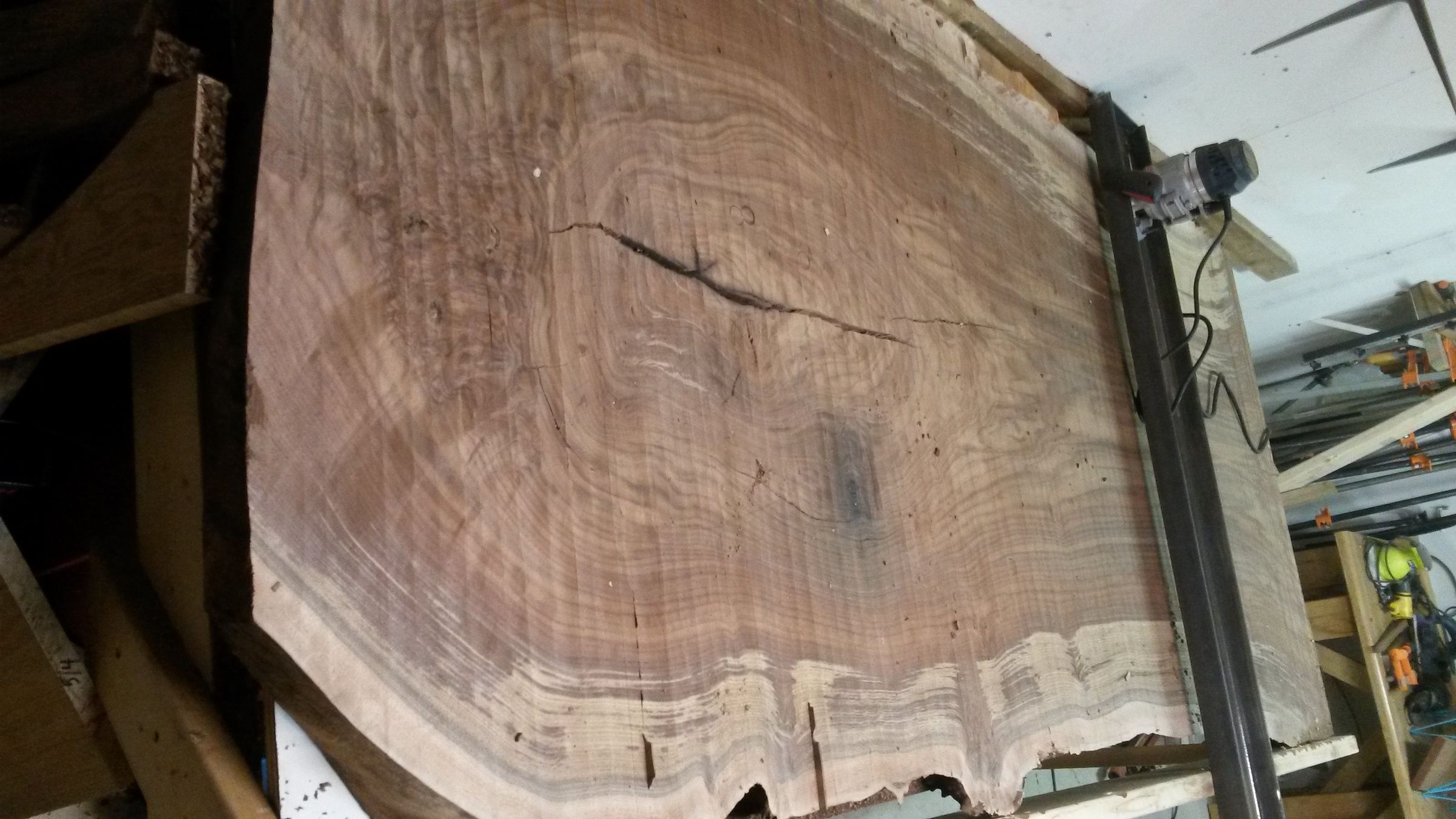 Router Guide for Leveling Large Slabs - Instructables