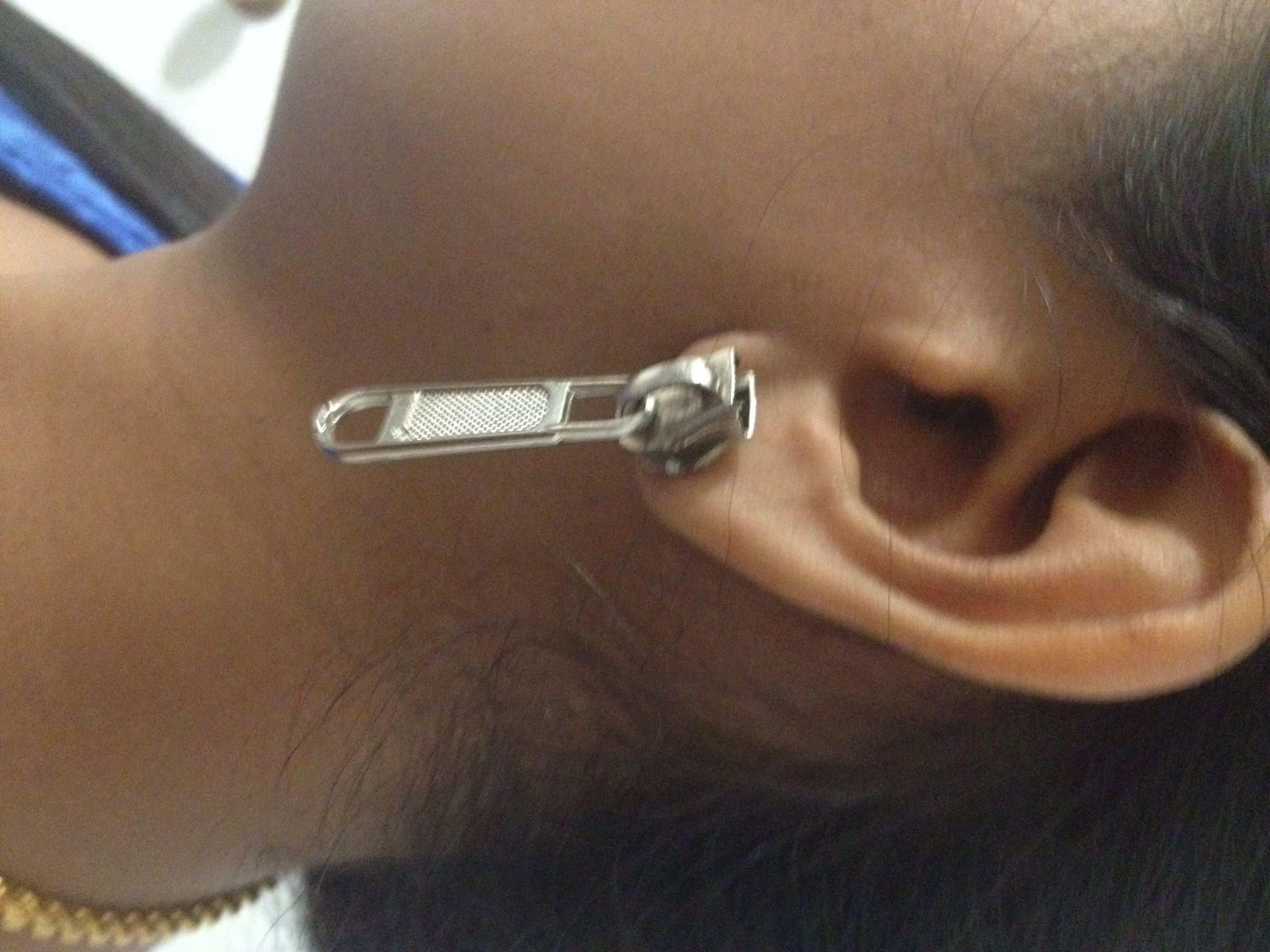 DIY Zipper Pull Jewelry : 4 Steps (with Pictures) - Instructables