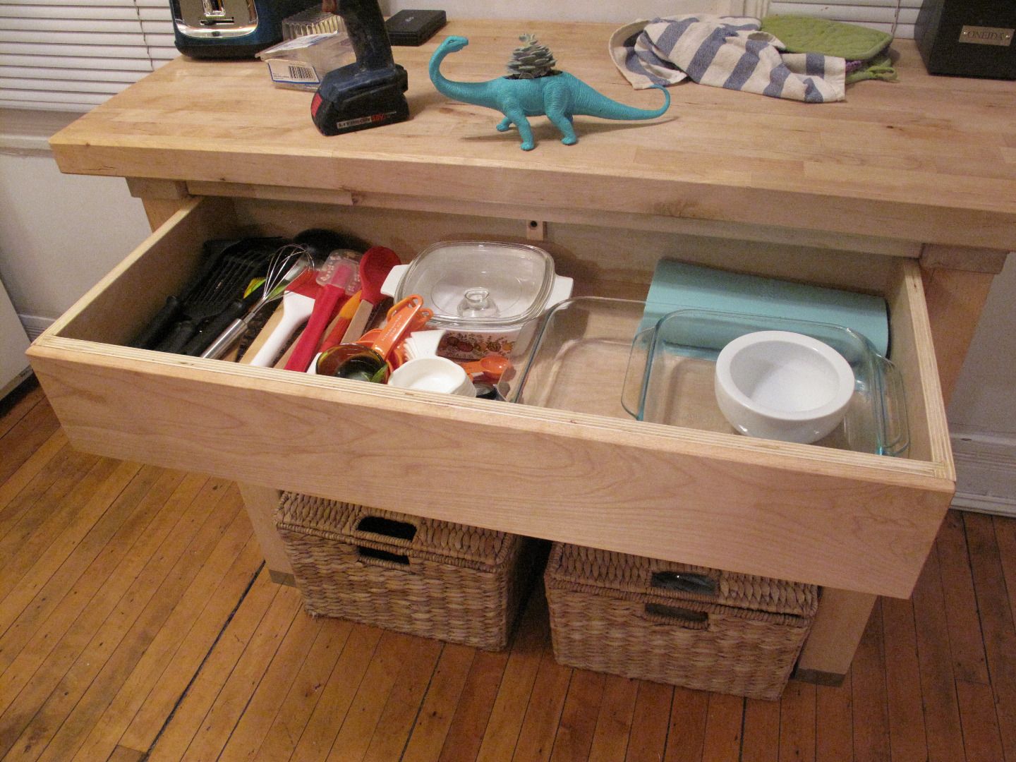 Adding a Drawer to an IKEA Kitchen Island : 4 Steps (with Pictures ...