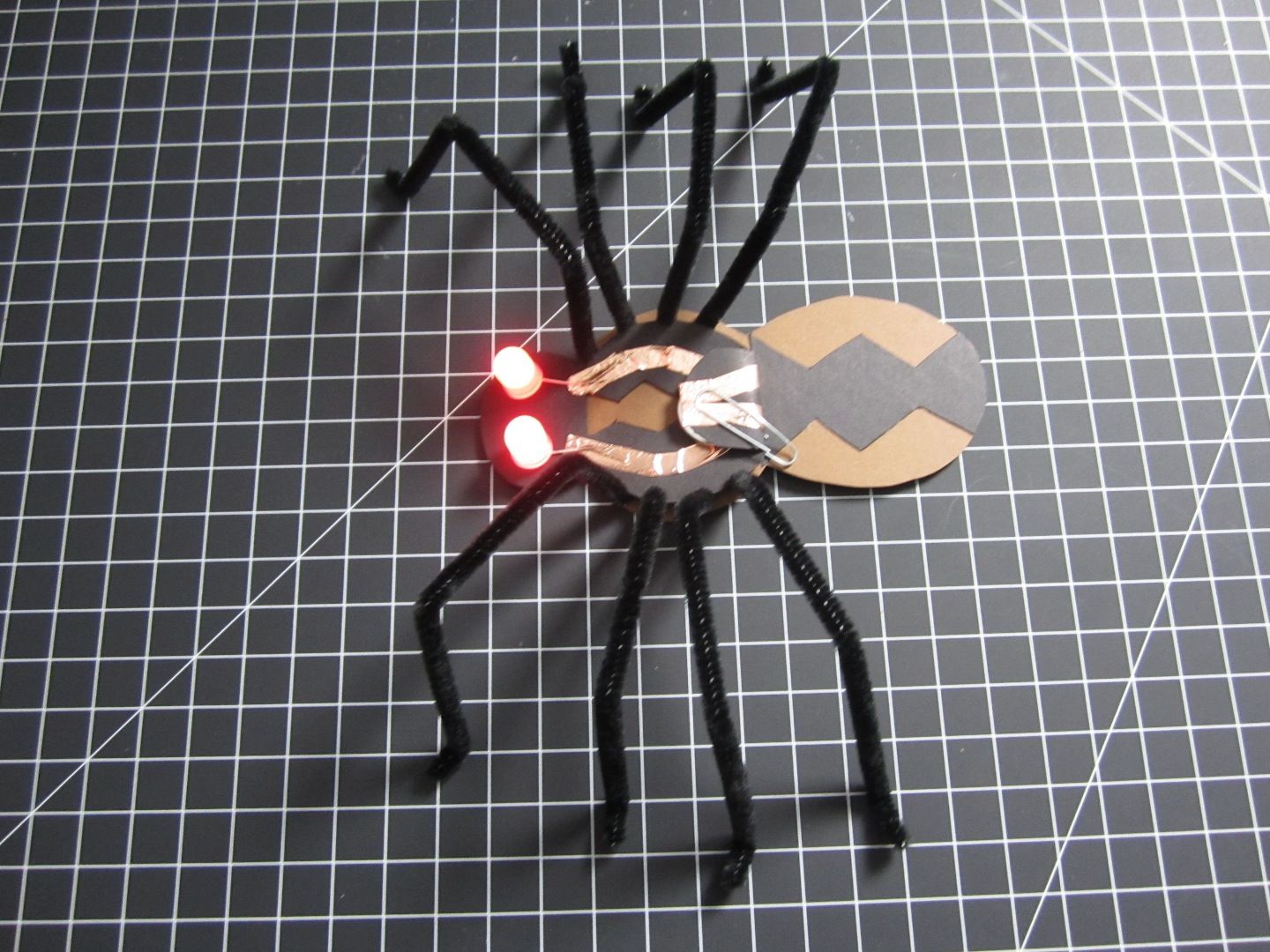 Halloween LED Paper Crafts : 12 Steps (with Pictures) - Instructables