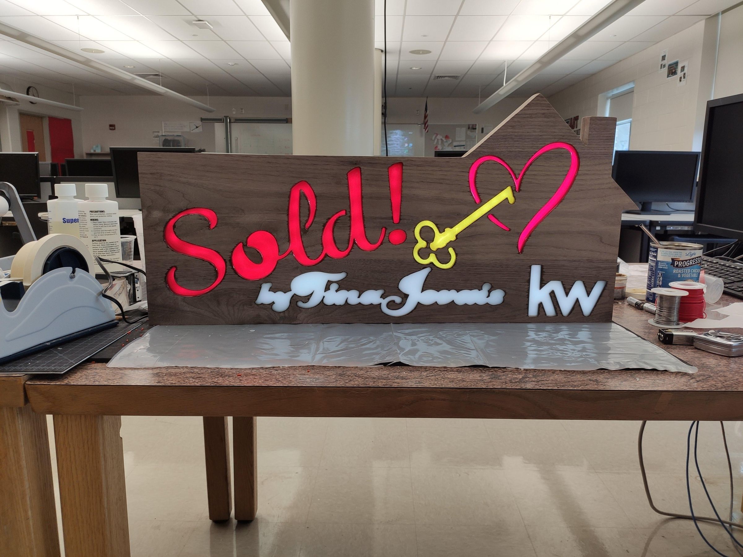 Epoxy Illuminated CNC Sign : 6 Steps (with Pictures) - Instructables