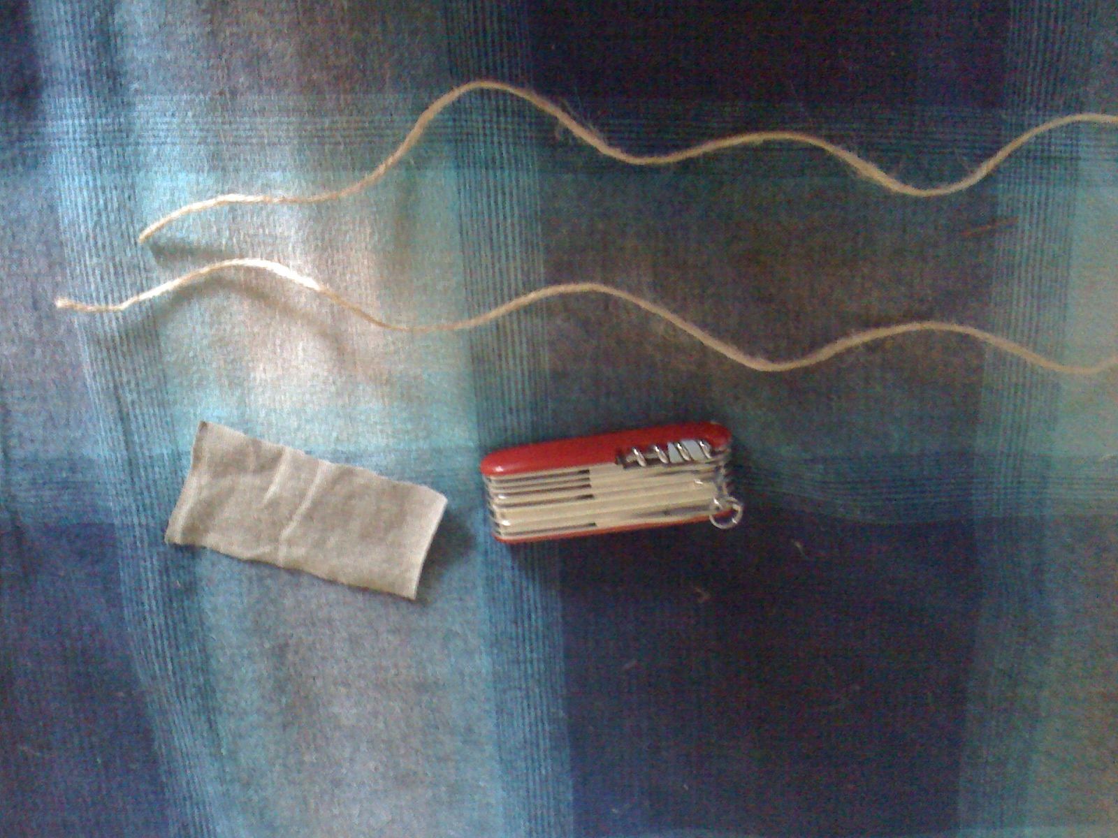 How to Make an Old Fashioned Sling : 6 Steps - Instructables