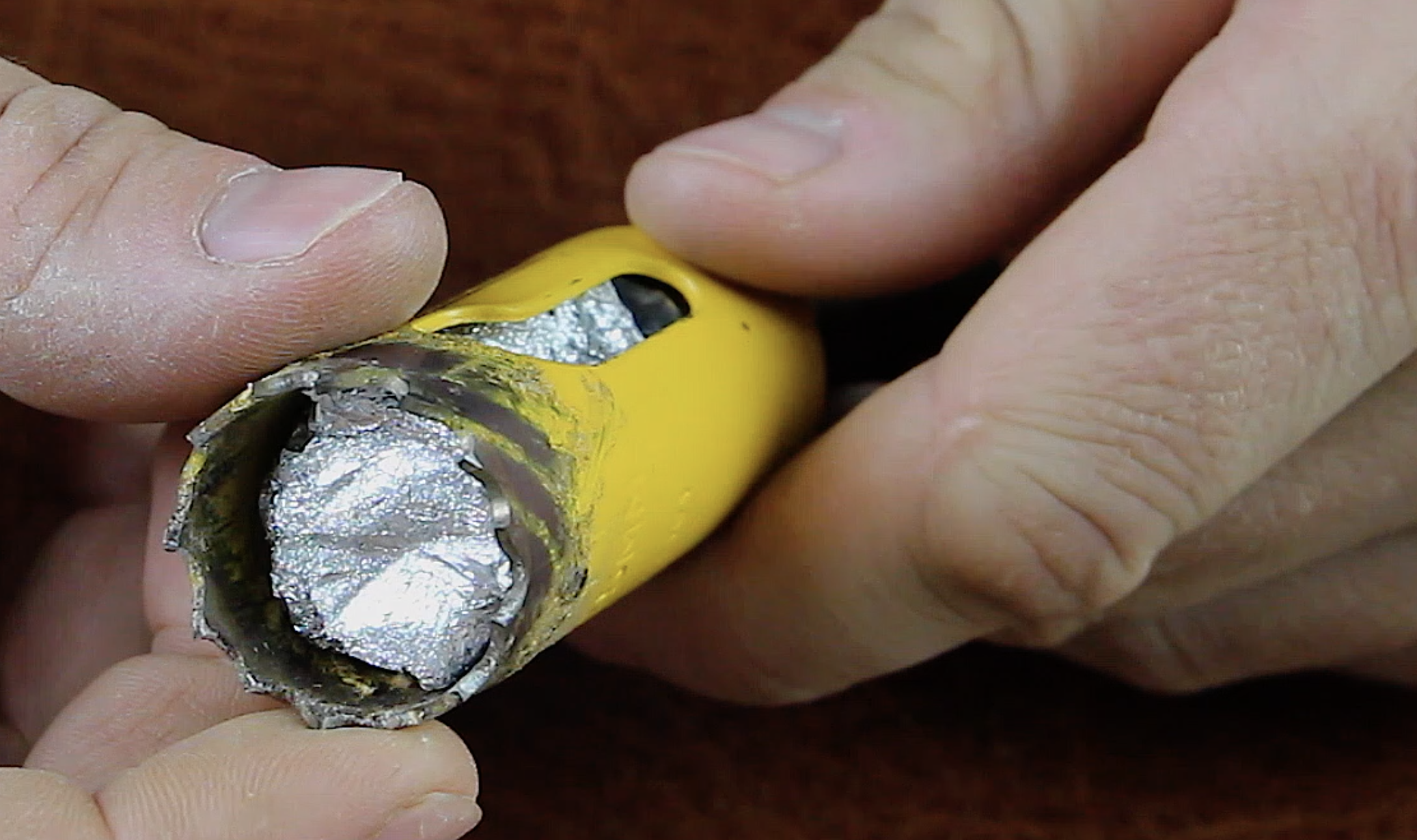 Creating a Molds From Aluminum Foil for Casting Lead or Tin : 8 Steps ...