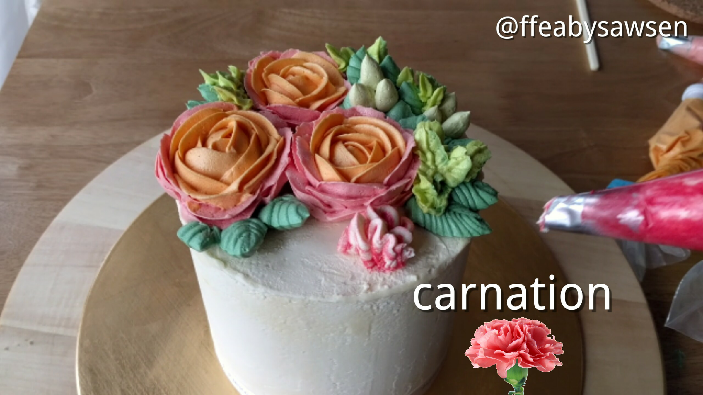 How to Pipe a Buttercream Flower Bouquet Cake - With Roses, Parrot ...
