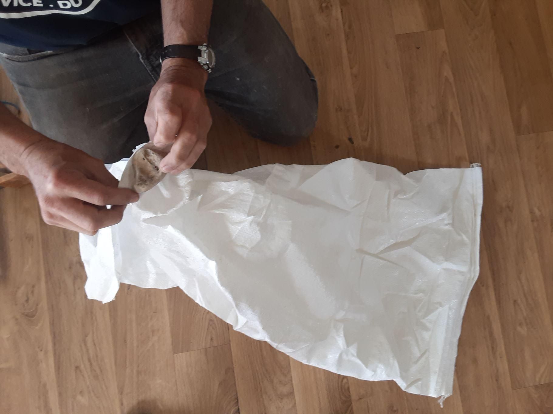 Bagging Grip Aid Assistive Technology : 3 Steps - Instructables