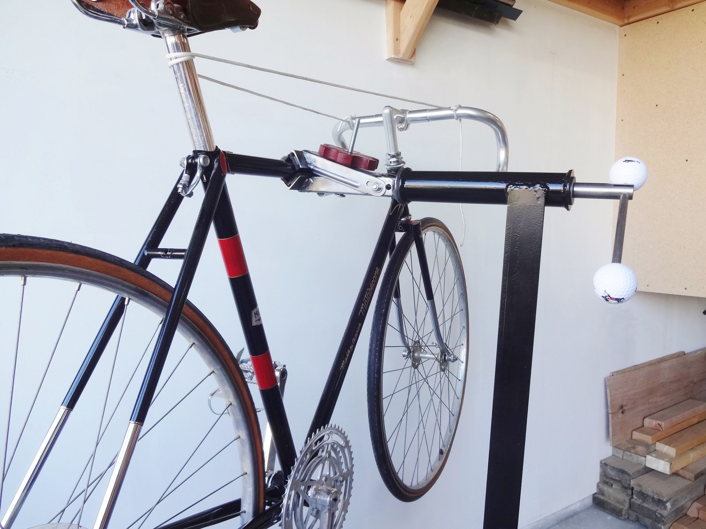 How to Make a Bike Repair Stand : 11 Steps (with Pictures) - Instructables
