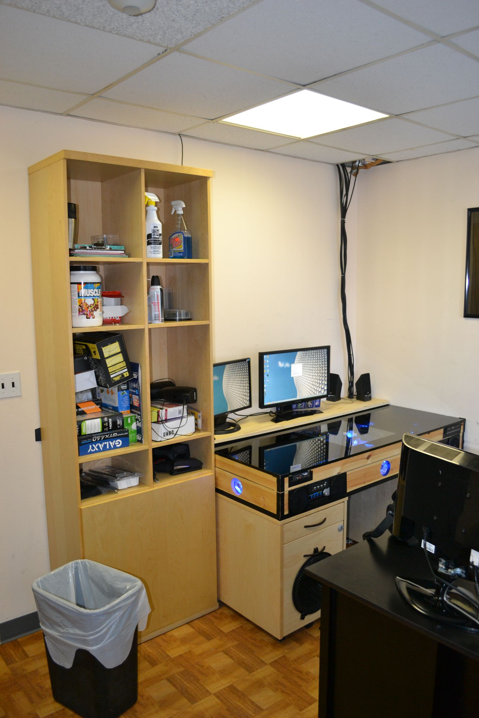 Desk With Built in PC - Instructables