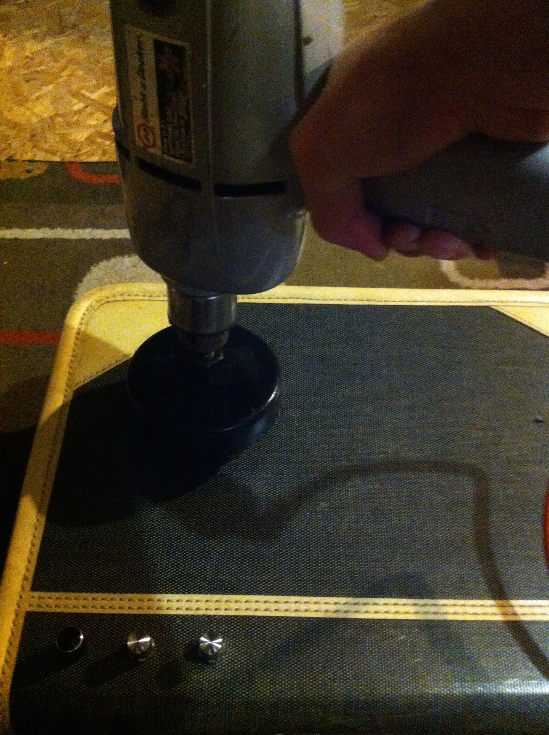 Vintage Beat Box Suitcase : 7 Steps (with Pictures) - Instructables